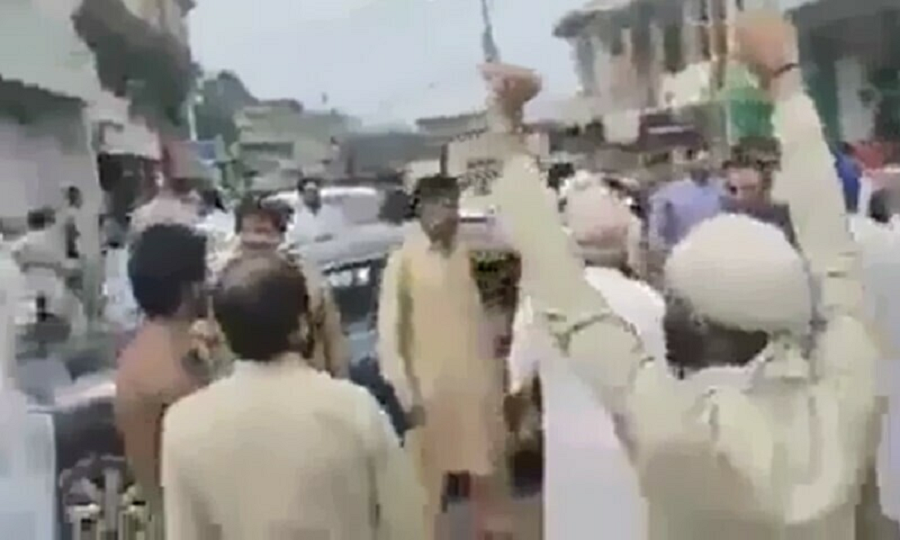 Protest Against Alleged Kidnapping, Forced Conversion of Sikh Woman ...