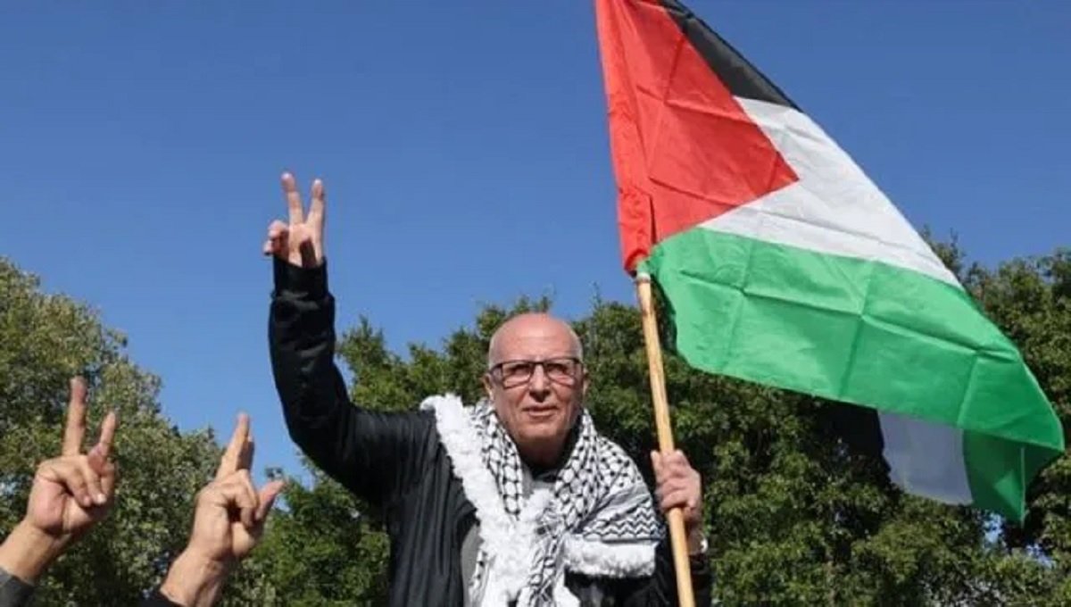 Palestinian Prisoner Karim Younis Walks Free After 4 Decades In Jail