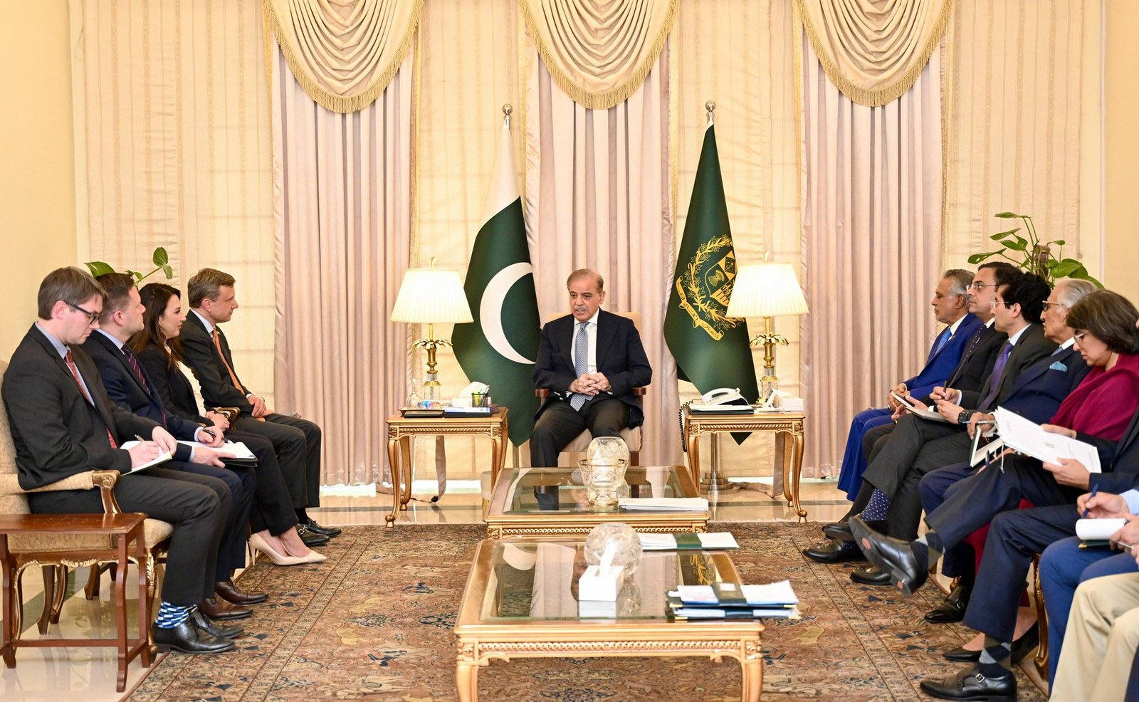 Imran Khan's PTI says Pak Govt Didn't Allow its Leaders to Meet US ...