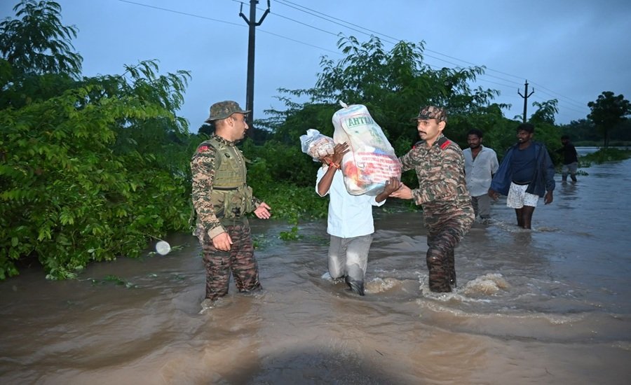 Army Joins Rescue, Relief Operations in Flood-hit Telangana - Clarion India